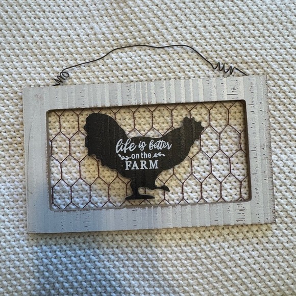Wall Decor | Farmhouse Chicken Wire Wall Decor Rustic Farm Life Is ...